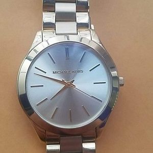 Michael Kors Jewelry | Watch Mk5623 Gold Sold | Poshmark